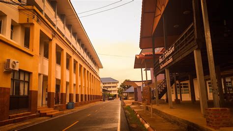 โรงเรียนชุมพลโพนพิสัย Added A New โรงเรียนชุมพลโพนพิสัย