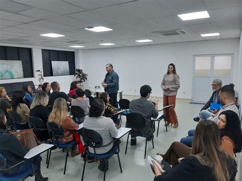 Encontro define prioridades no atendimento das farmácias da rede