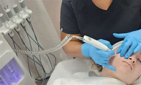 Hydro Facials Aroma Spa And Laser Center