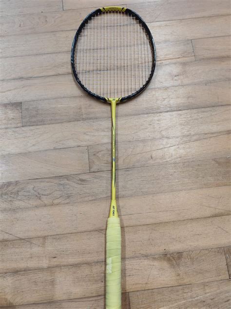 Yonex Nanoflare 1000z Sports Equipment Sports And Games Racket And Ball