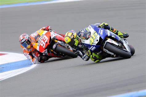 Valentino Rossi And Marc Márquez Wallpapers Wallpaper Cave