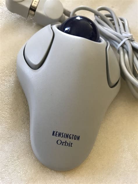 Kensington Orbit 64221 Trackball Mouse Ibm Pc Serial Port