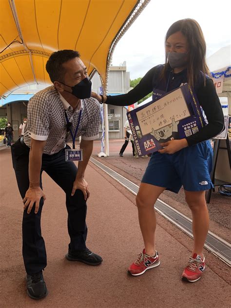 日本競輪選手会愛知支部 On Twitter 「高野さん、あと2日頑張って下さい！」 西脇美唯奈 高野輝彰 支部長代行 共同通信社