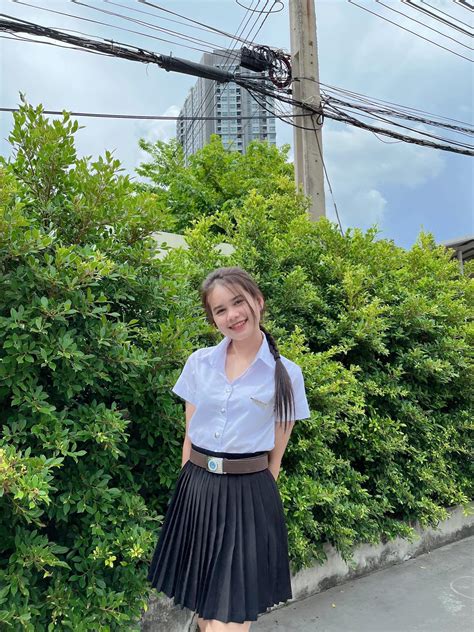 รอยยิ้ม คือสิ่งที่ใช้สร้าง มิตรภาพ Btad สาขาการโรงแรม