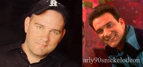 Til Burt Hummel Kurts Dad On Glee Is Played By The Same Guy Who