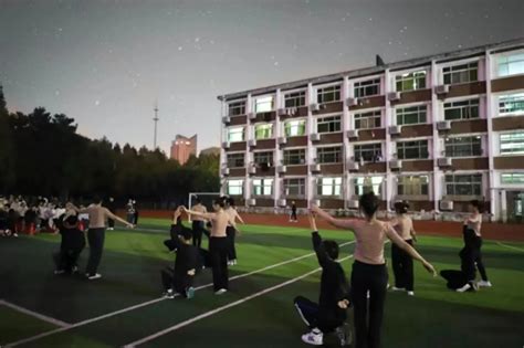 【魅力舞者 以舞会友】国商系团总支举办绽放青年色彩校园广场舞比赛 系部新闻 国际商务系 安徽中澳科技职业学院