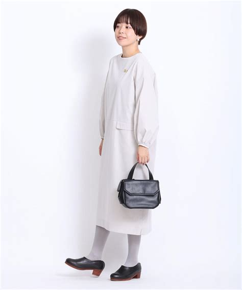 vue ribbon ブローチ 真鍮 hapunaandco （ハプナアンドコー）｜公式オンラインストア
