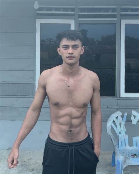 Arymuliia 🔥🔥♻️ Instagram