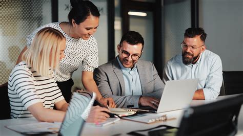 10 Surefire Tips To Improve Teamwork In The Workplace