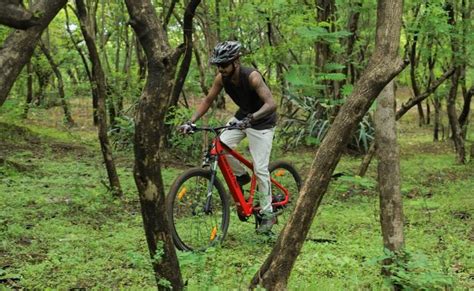 Hero Lectro F3i First Ride Review — Electric Keeps You Going Bike India