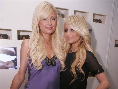 17 Paris Hilton And Nicole Richie Photos Through The Years