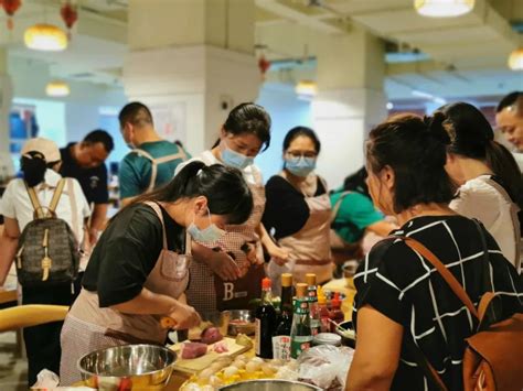 【民族团结进步】民族团结手牵手 和谐发展心连心 西双版纳州总工会全力推进民族团结进步事业澎湃号·政务澎湃新闻 The Paper