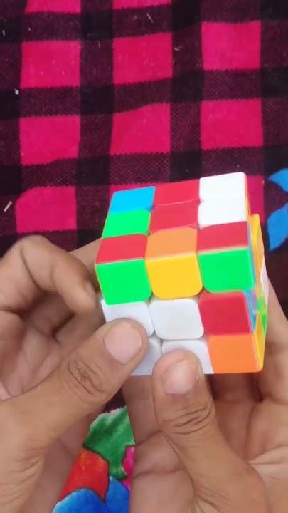 How To Solve A Rubiks Cube In Just 2 Move Youtube