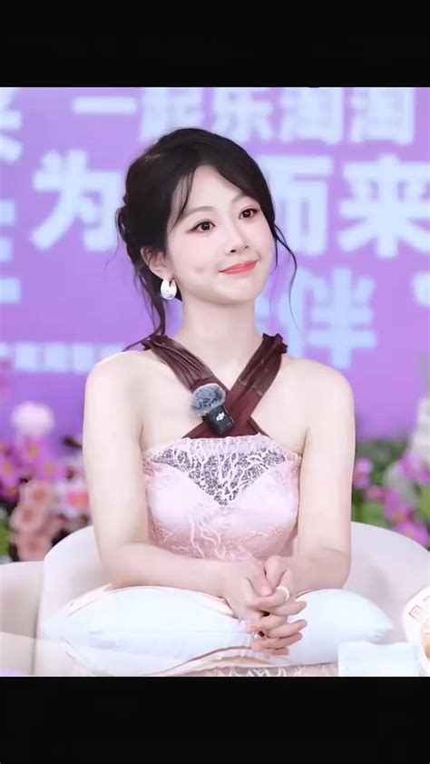 杨紫微博：长相思 思之念之终将相见，长相思2 开播 小夭与你相思重逢！ 长相思全员上分 By Yangzi杨紫杨旎奥