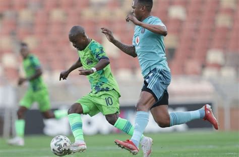 Kaizer Chiefs Latest Target R5 Million Top Psl Midfielder Report