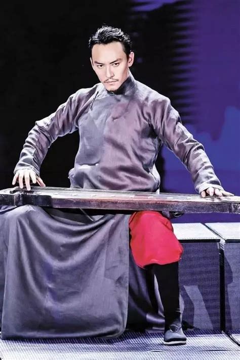 张震男人与江湖只有一把刀鞘的距离