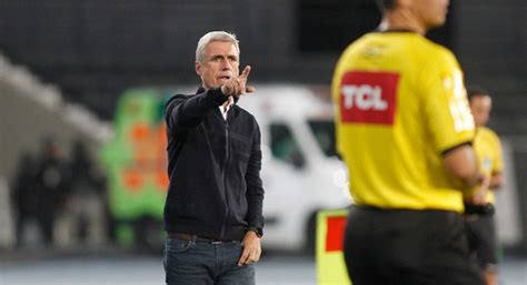 Luís Castro Diz Que Eliminação ‘dói Muito Exalta Botafogo E Minimiza