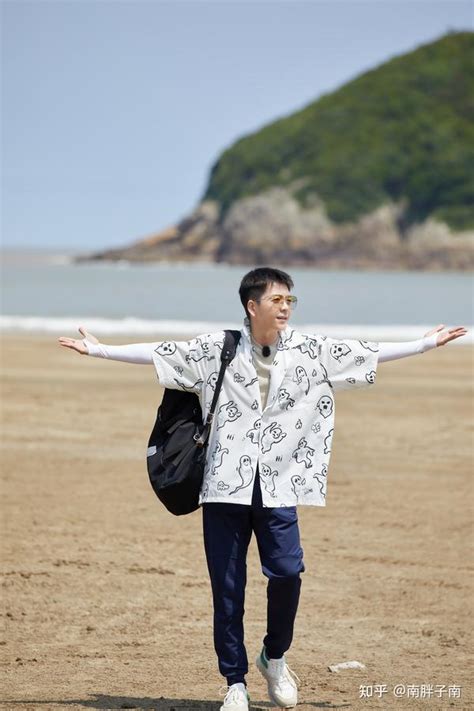 王栎鑫篇 如果有一天你看透这世界，请你好好爱自己！ 知乎