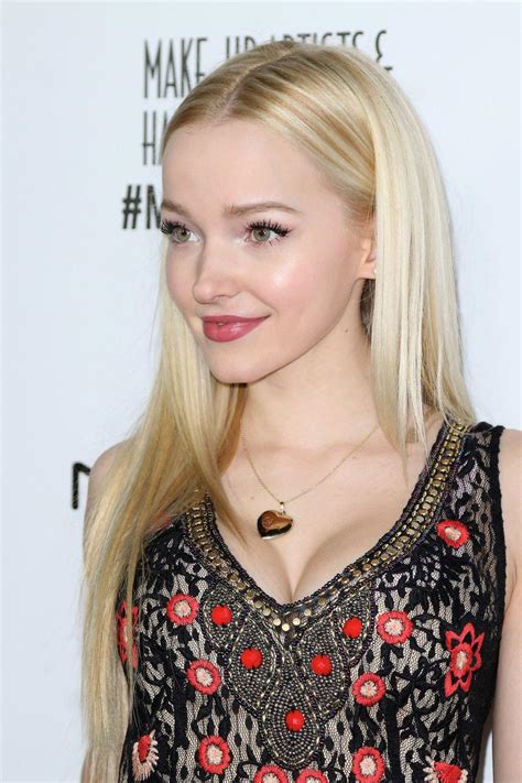 Big Boobs Even Bigger Lips Rdovecameron