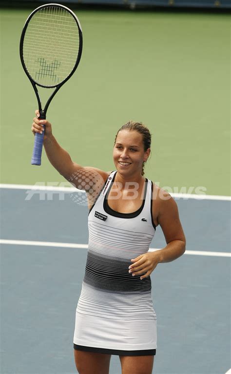 チブルコワ 大会第12シードのペトロワを下し準々決勝へ 写真4枚 国際ニュース：afpbb News