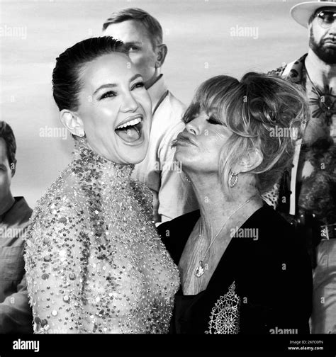 Los Angeles Ca Nov 14 2022 Kate Hudson And Goldie Hawn Arrive At