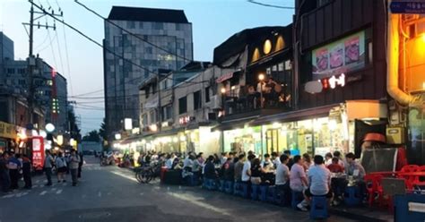 지나기만 해도 냄새 배던 성수동 갈비골목…이젠 카페만 줄줄이