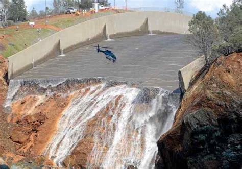 Oroville Dam Dramatic Photos Show Damage Erosion Repairs