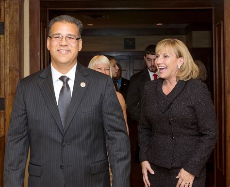 Steinhardt And Lt Gov Guadagno Inside Warren