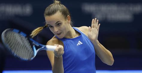 Burel Knocks Out Siniakova To Make Last Eight Tennis Majors