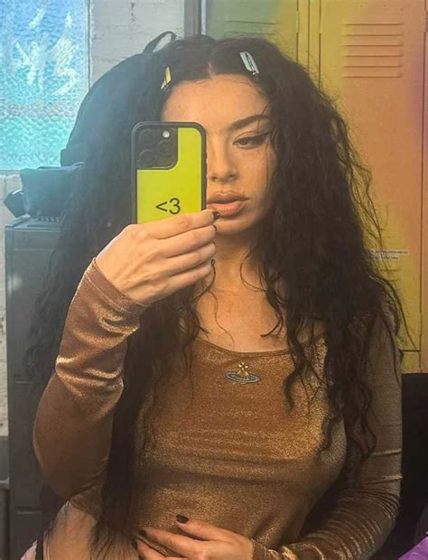 Inspirations For Your Brat Summer Wildflower Cases