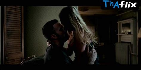 Blake Lively Breasts Scene In Savages