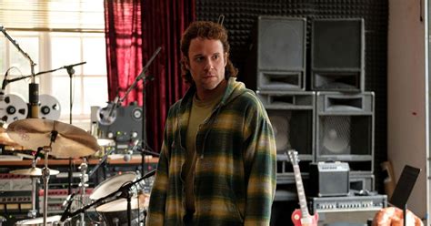 ‘pam And Tommy Episode One Recap ‘drilling And Pounding