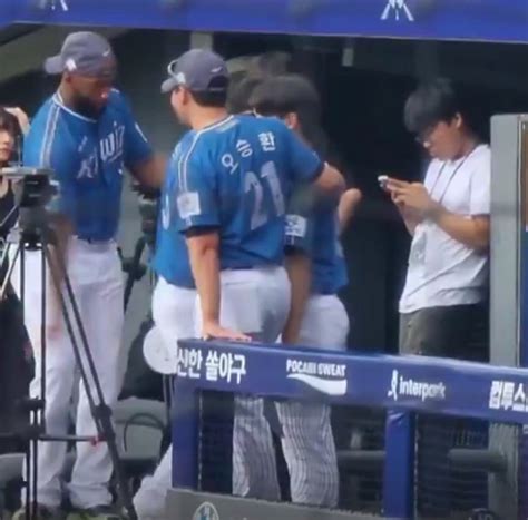 삼갤펌 오승환 김택연 투샷 야구 에펨코리아