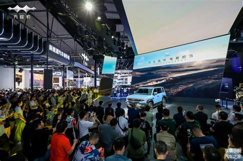 成都车展30万起，方程豹首款车型豹5开启盲订车家号发现车生活汽车之家