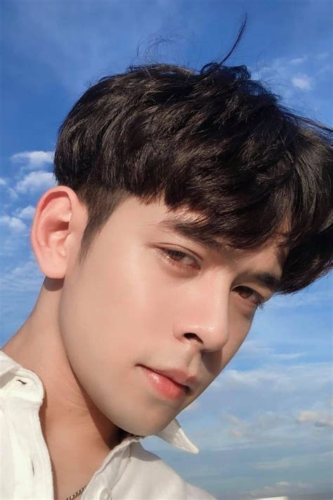 Nguyễn Bá Vinh About Entertainmentie