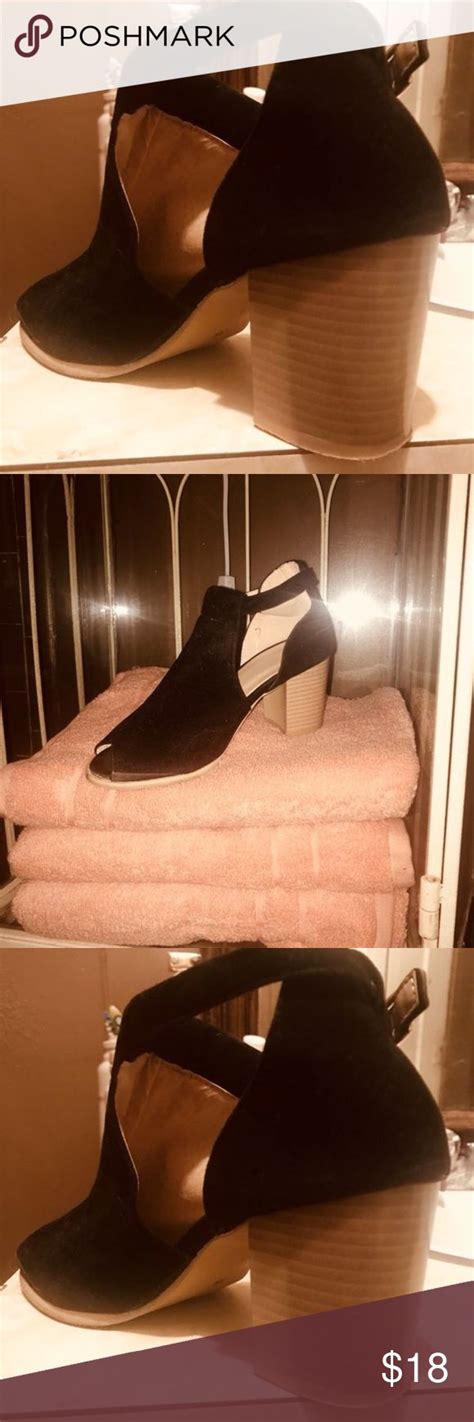 Very Cute Black Block Heal Shoes