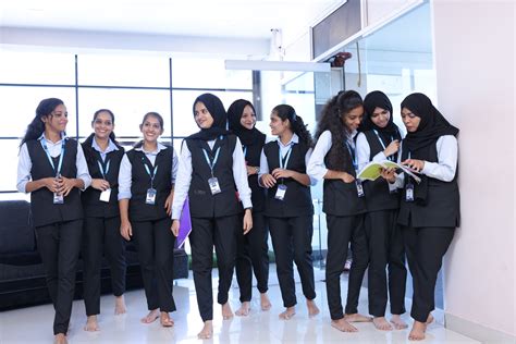 Aam News 📣ഓൺലൈൻ ക്ലാസ് പരീക്ഷ എന്നിവയ്ക്കായി ‘ലെറ്റ്സ് ഗോ ഡിജിറ്റൽ പദ്ധതിയുമായി ഉന്നത