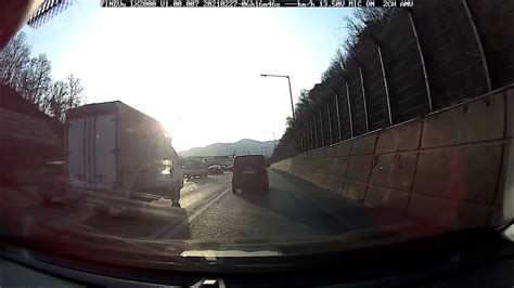 블랙박스 영상 고속도로 끼어들기 사고 급한 차로변경 Youtube