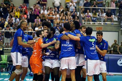 Com Ingresso Gratuito Para Mulheres Sada Cruzeiro Recebe Vedacit Vôlei