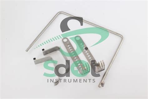 Charnley Initial Incision Hip Retractor Orthopedic Surgical Instruments