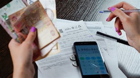 Что изменится для украинцев с 1 мая — какими будут тарифы на