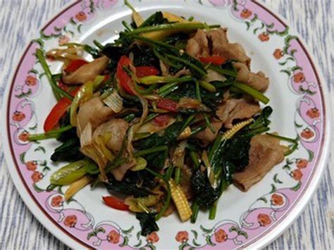 豚肉とほうれん草他のオイスターソース炒め By 仁平さん レシピブログ 料理ブログのレシピ満載！
