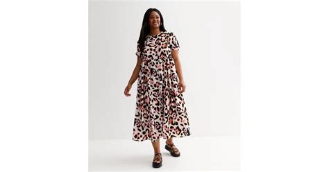 Curves Brown Leopard Print Midaxi Smock Dress New Look