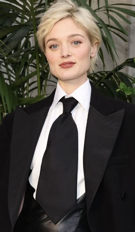 Pin By Glen Westwood On Black Tie Women Wearing Ties Suits For Women
