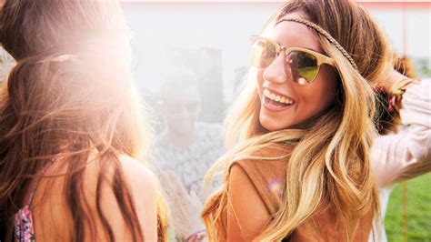 Magnetic People Live By These 5 Unconventional Tiny Habits Yourtango