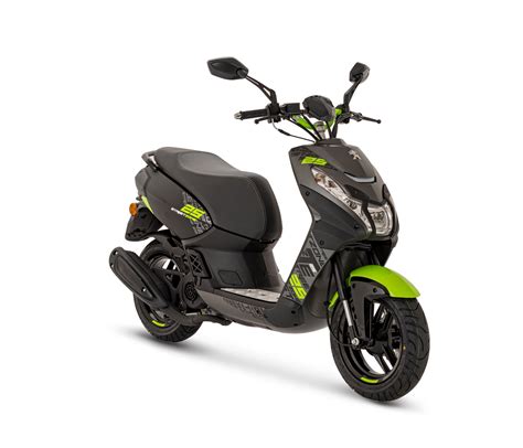 Motorrad Vergleich Peugeot Kisbee 50 2t 2020 Vs Peugeot Streetzone 12