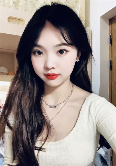 Id 53745 Pretty Chinese Match Zi Yan From Hulan