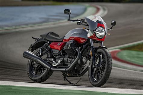 Moto Guzzi V7 Stone Ten Una Edición Muy Especial Para Conmemorar El 10