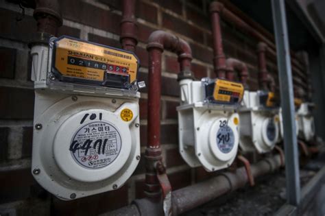 4월부터 전기·가스요금 다 오른다 공공요금 줄인상에 가계부담↑ 머니s