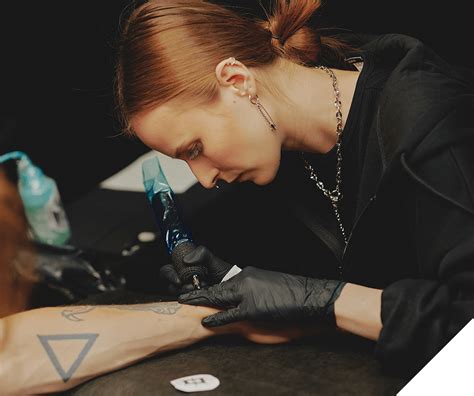 Cropp The Official Website Of Lpp Sa